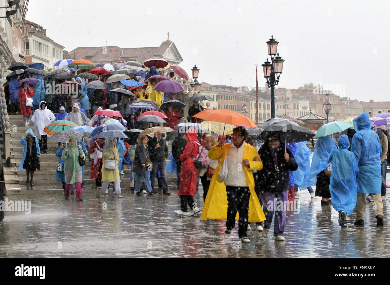 People with umbrellas, Venice, Veneto, Italy Stock Photo - Alamy