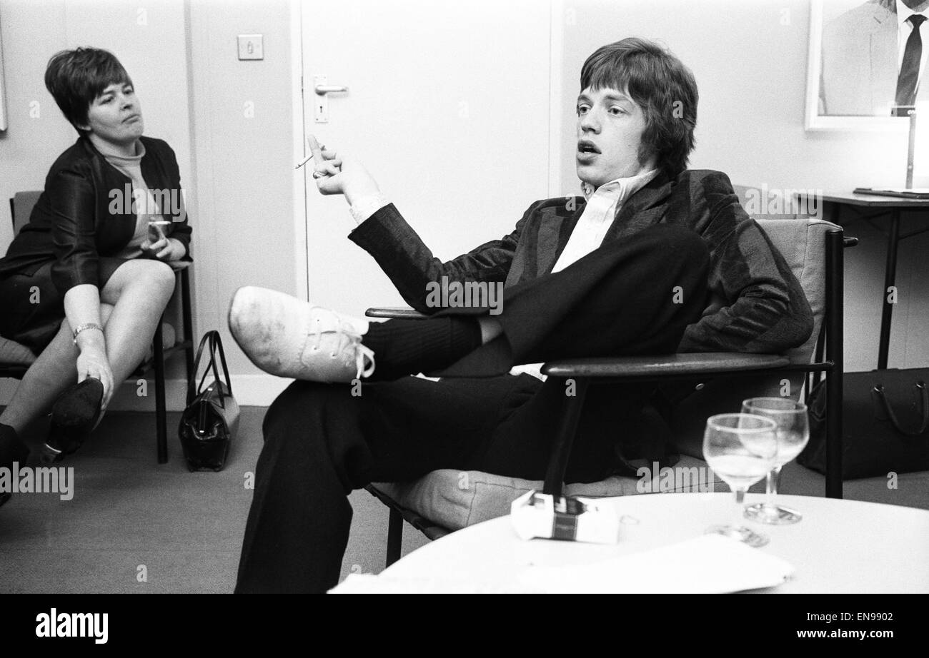 Mick jagger 1967 hi-res stock photography and images - Alamy