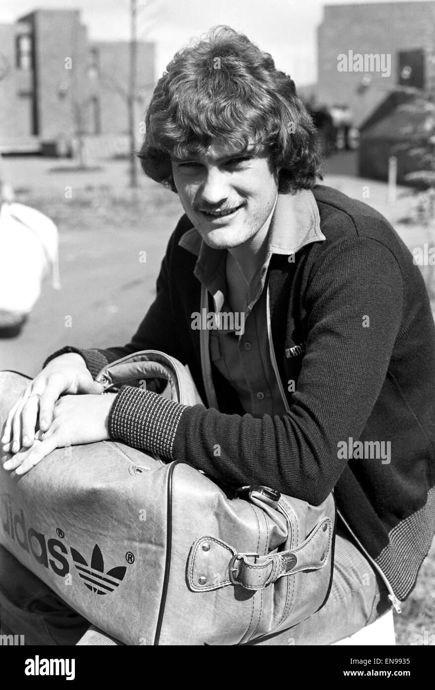 Glenn hoddle hi-res stock photography and images - Alamy