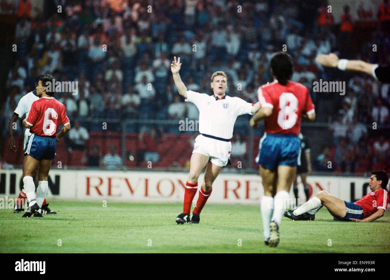 Rous Cup International match at Wembley Stadium. England 0 v Chile 0 ...