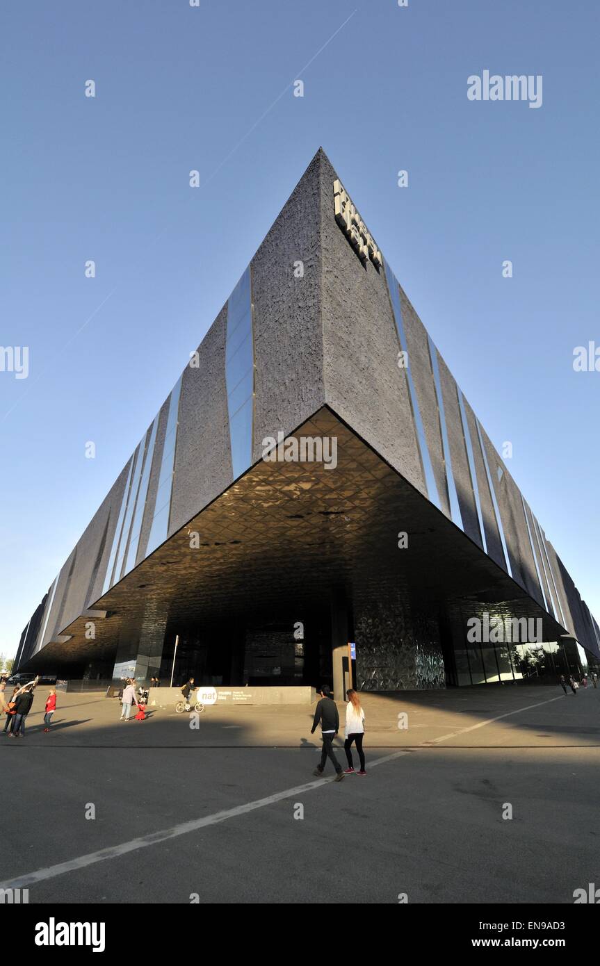 Museu Blau Blue Museum High Resolution Stock Photography and Images - Alamy
