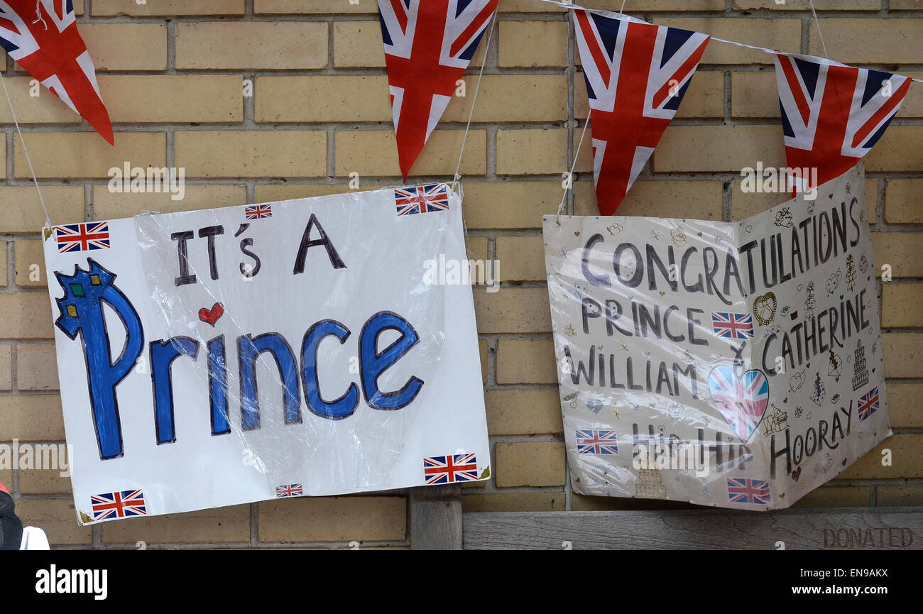 Congratulations for a queen hi-res stock photography and images - Alamy