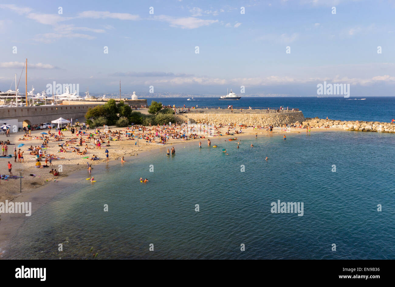 Cap d'antibes beach hi-res stock photography and images - Alamy