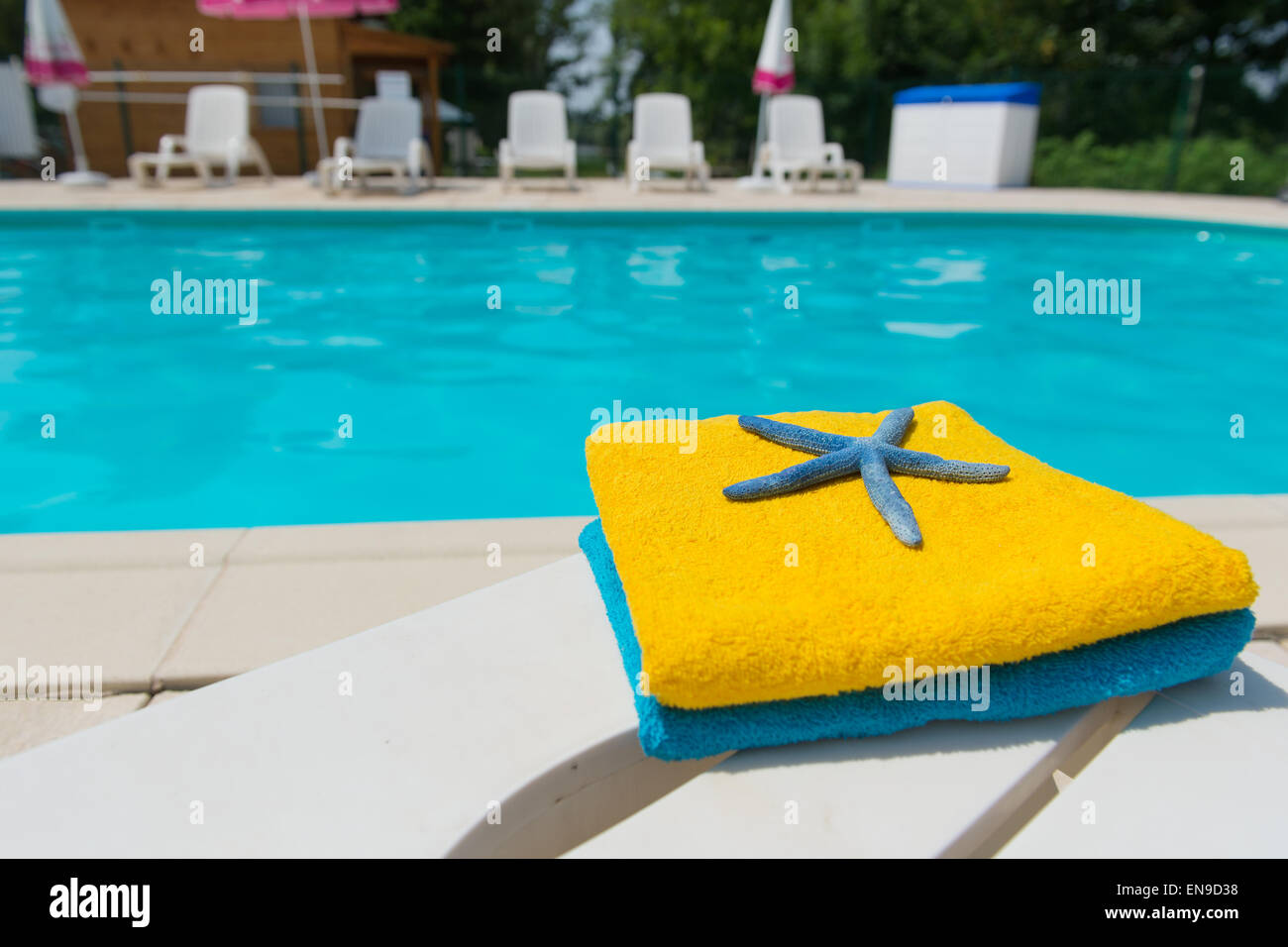 Summer vacation at the swimming pool Stock Photo - Alamy