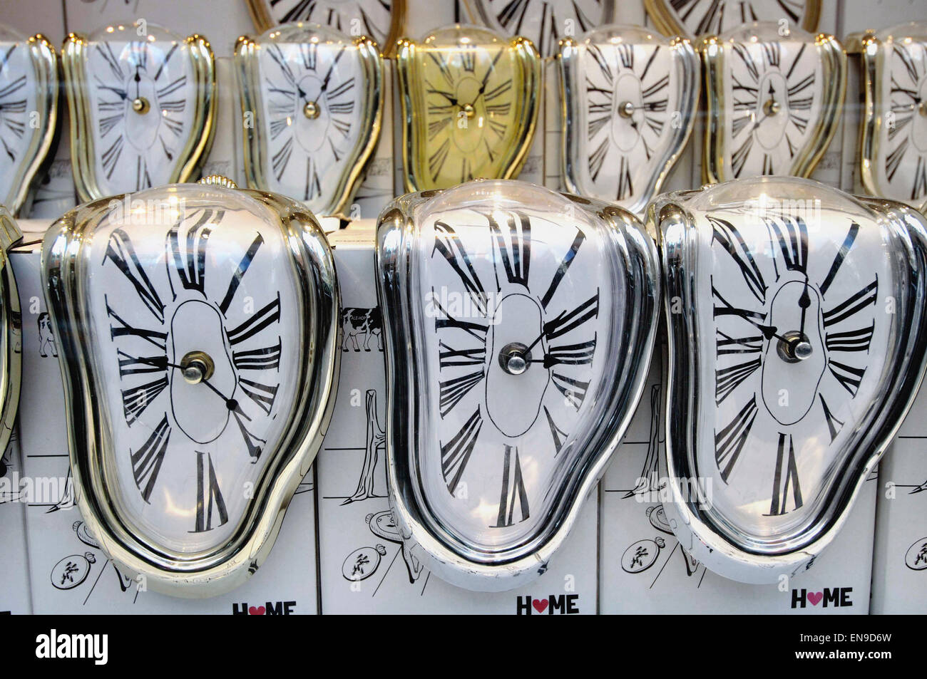 Salvador dali clock hi-res stock photography and images - Alamy