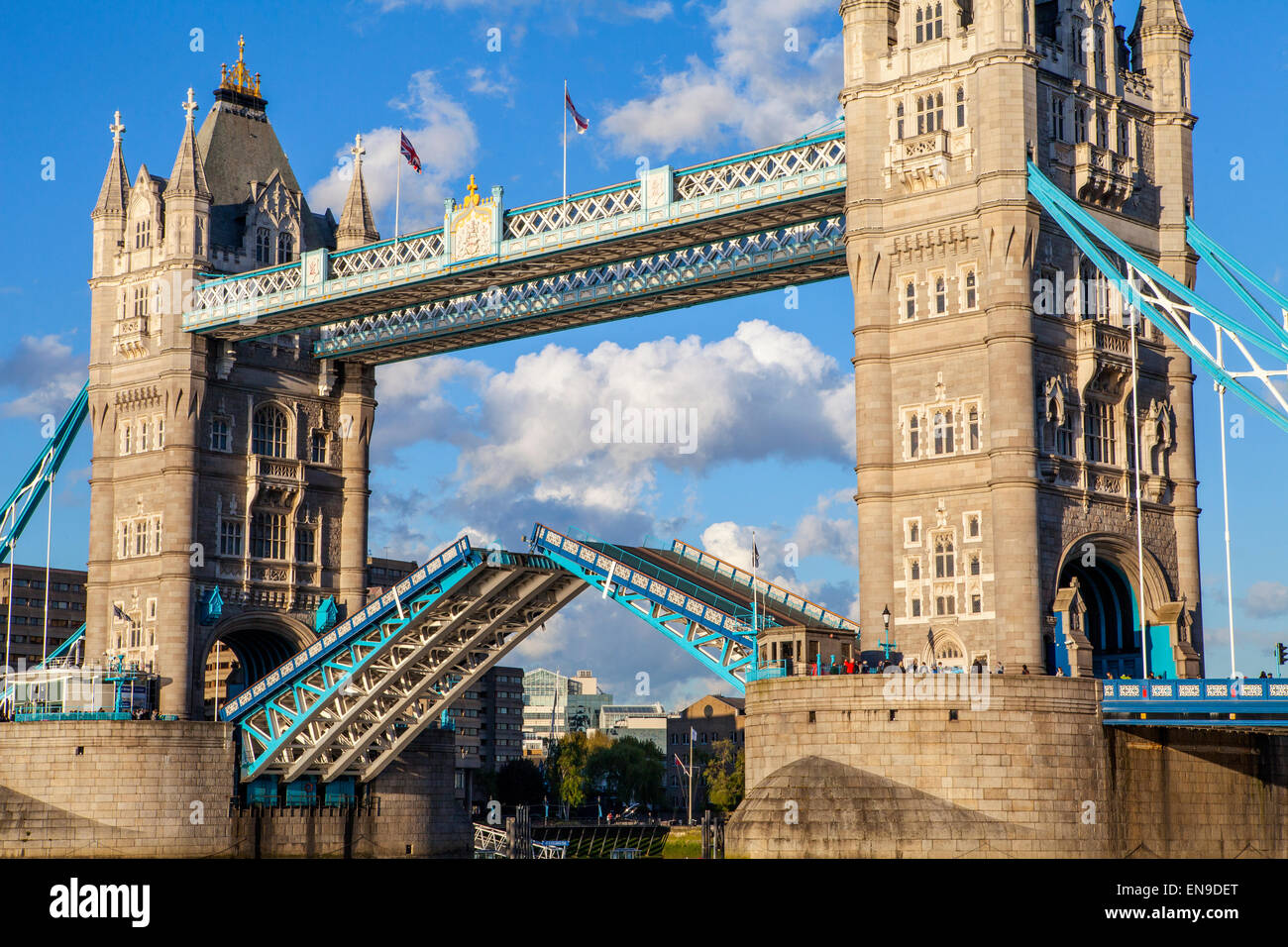 Open tower bridge hi-res stock photography and images - Alamy
