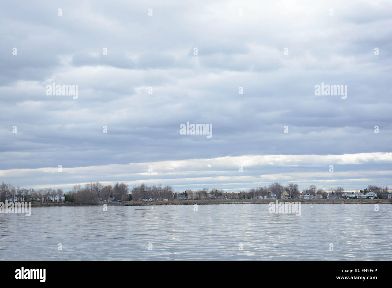 Grey lake hi-res stock photography and images - Alamy