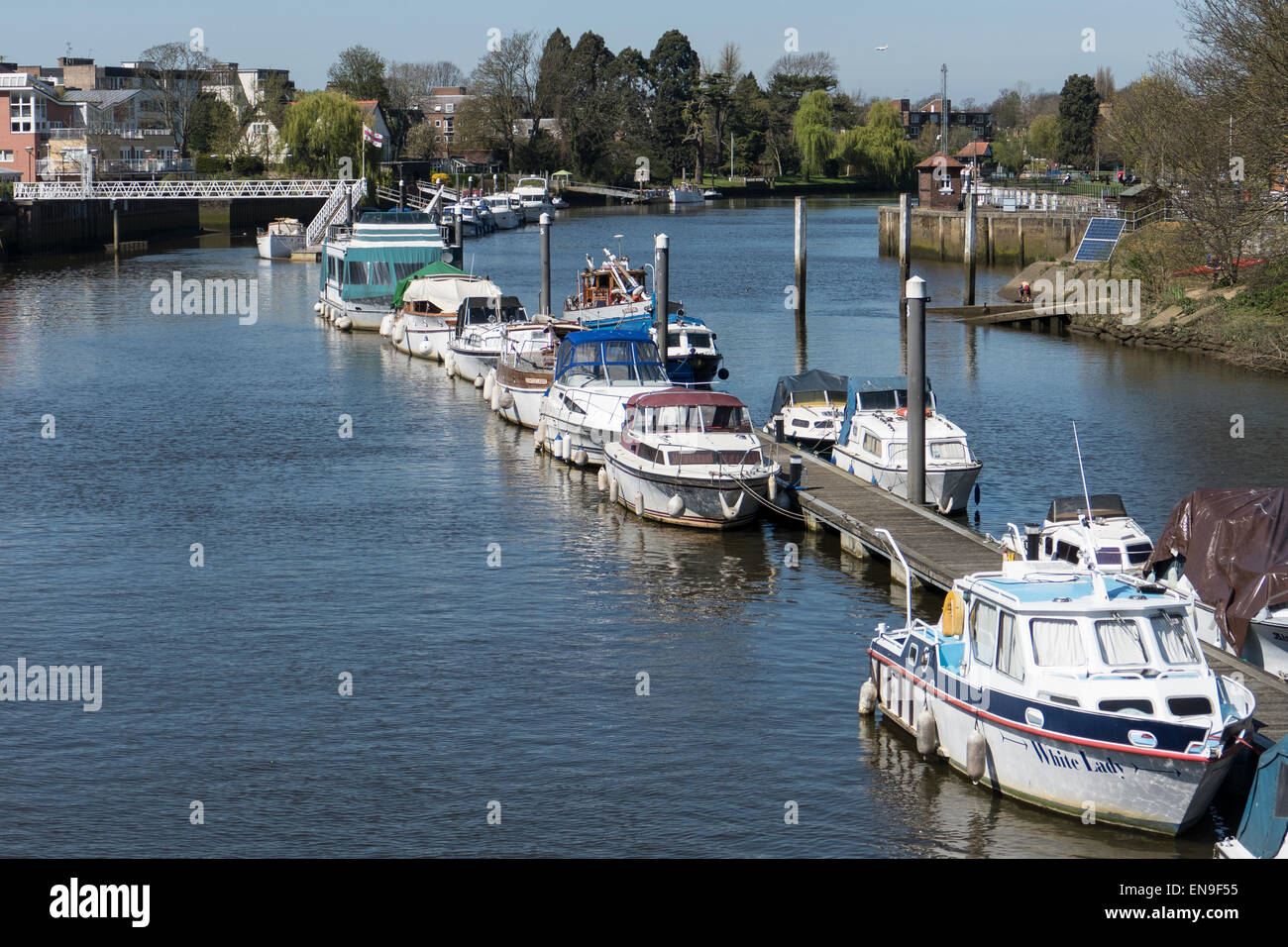 England, London, River Thames at Teddington Stock Photo - Alamy