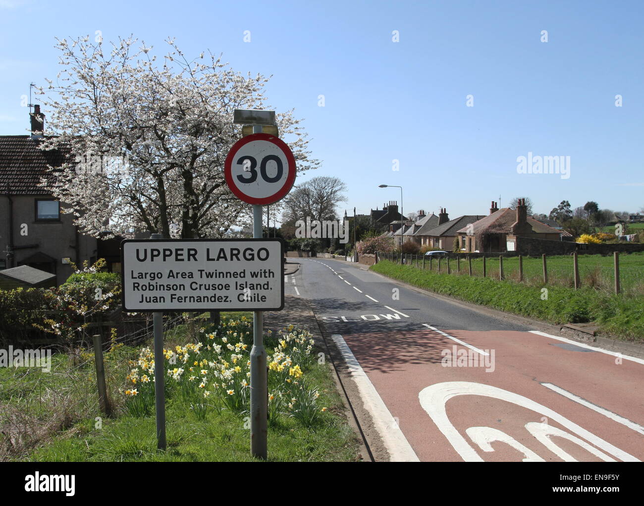 Upper Largo twinned with Robinson Crusoe Island sign Fife Scotland ...