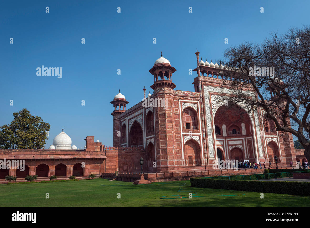 Entrance gate of taj mahal hi-res stock photography and images - Alamy