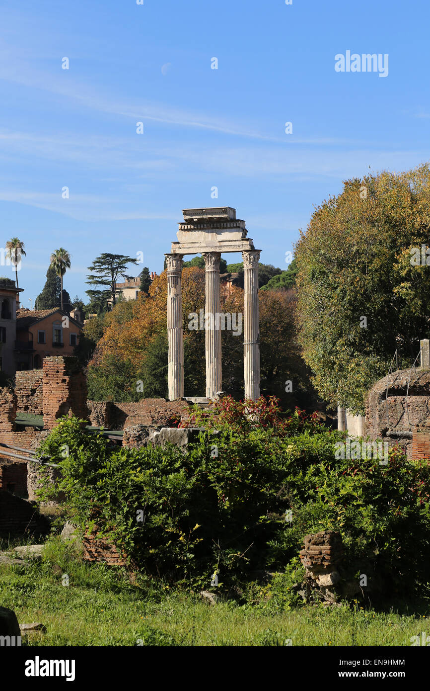Temple of castor and pollux hi-res stock photography and images - Alamy
