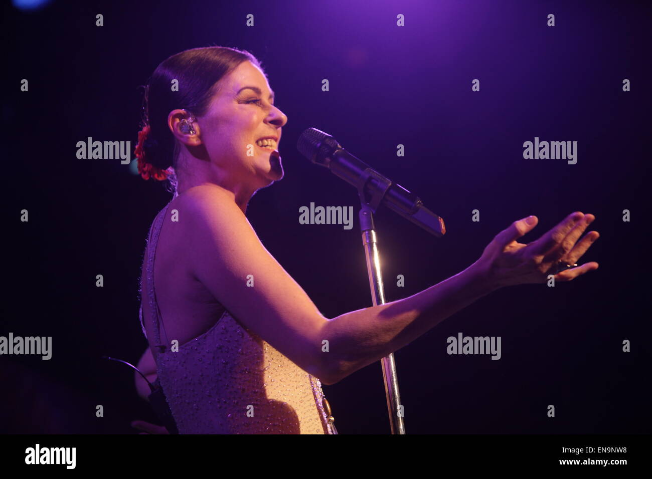 Lisa Stansfield Performs Live In Concert At Boerderij Featuring Lisa