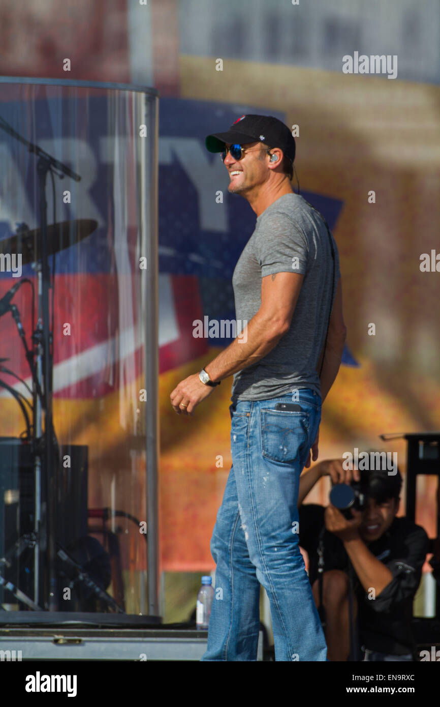 Faith hill 017 jpg hi-res stock photography and images - Alamy