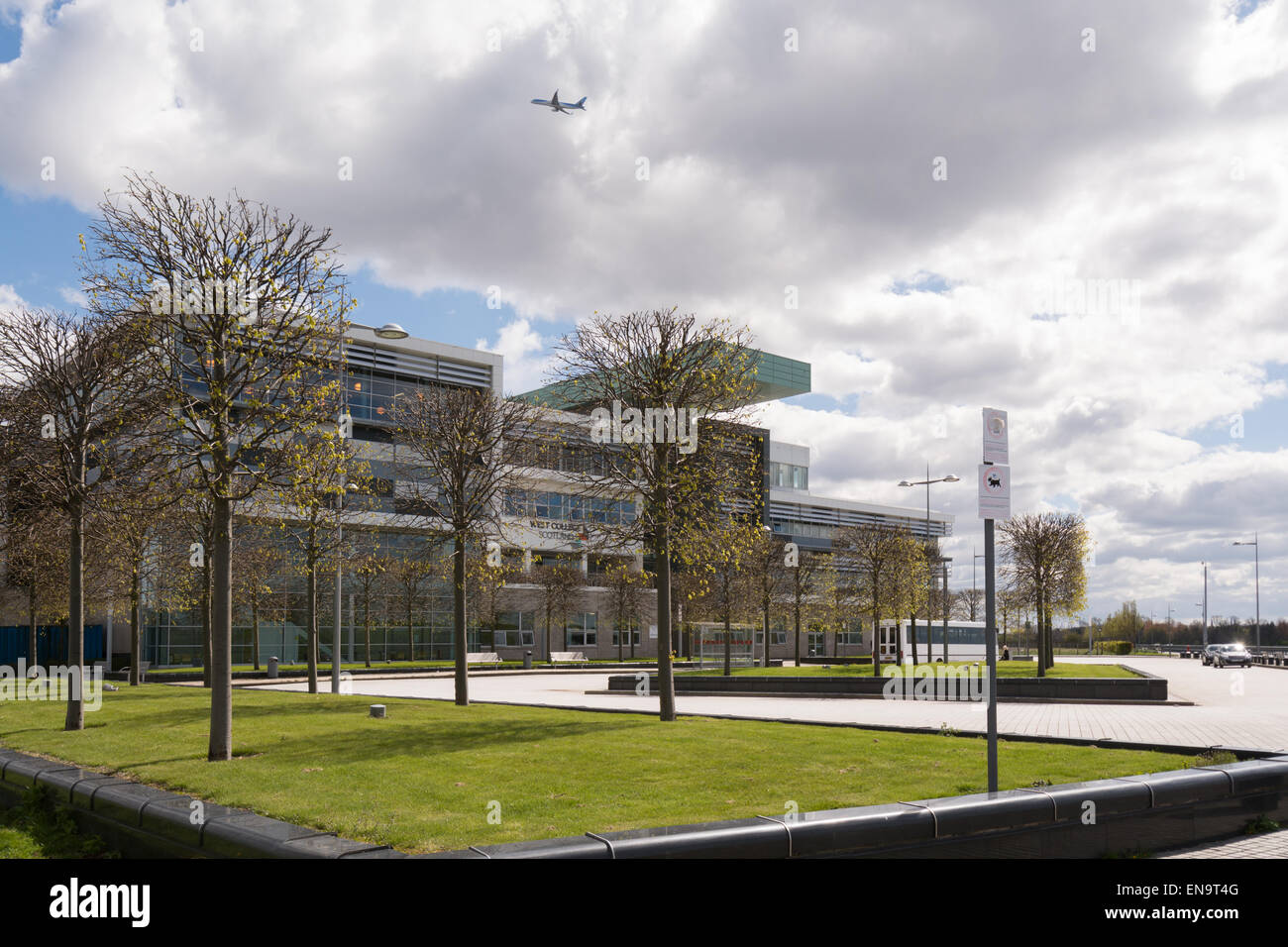 West College Scotland - Clydebank campus, riverside entrance, Glasgow ...