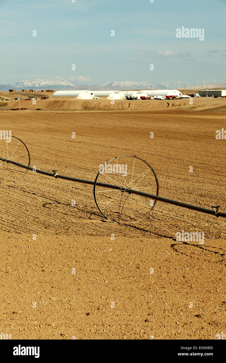 Wheel line irrigation hi-res stock photography and images - Alamy