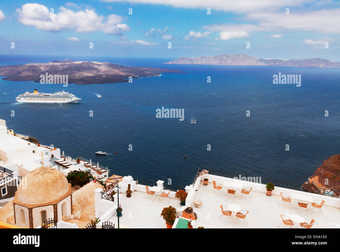Thira and caldera of Santorini volcano Stock Photo - Alamy