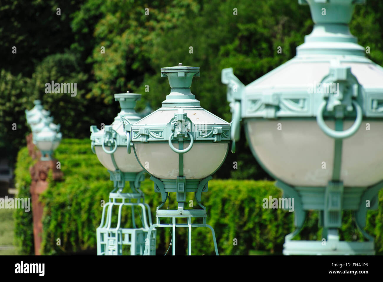 Art nouveau lamp hi-res stock photography and images - Alamy