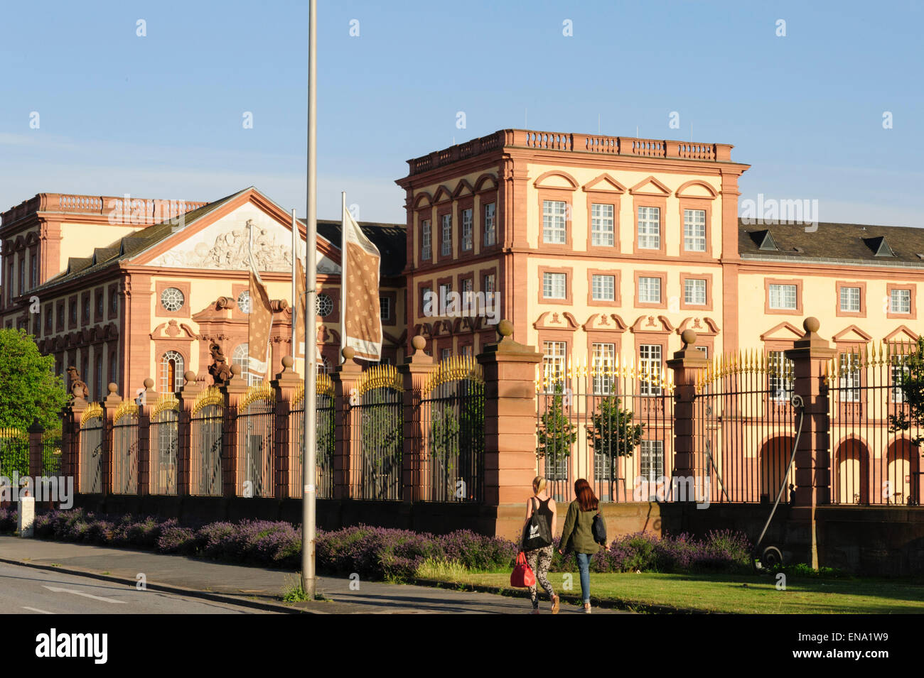 Mannheim palace hi-res stock photography and images - Alamy