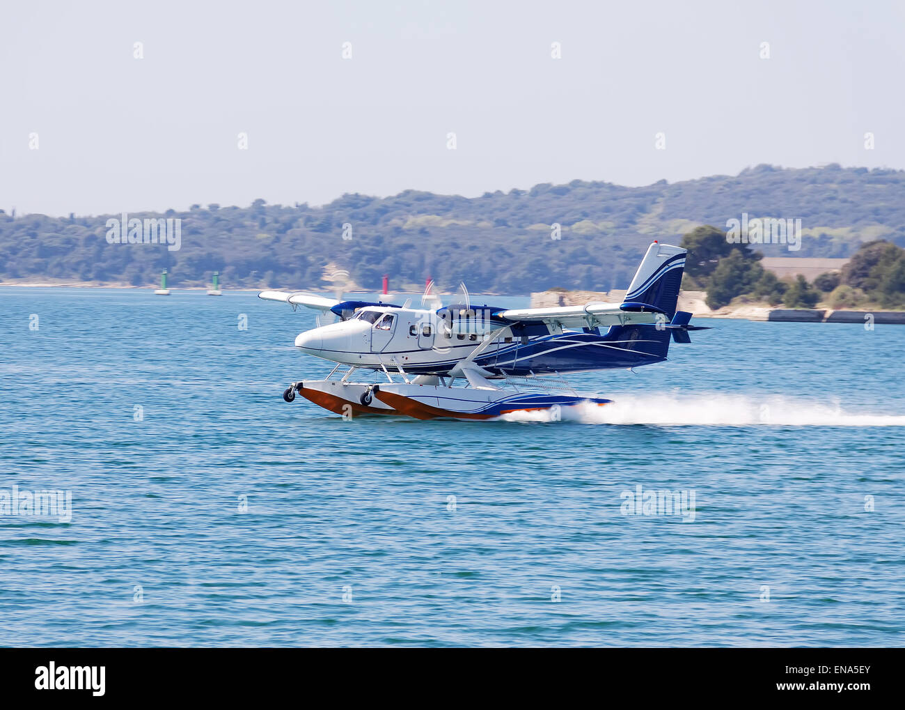 Seaplane hi-res stock photography and images - Alamy