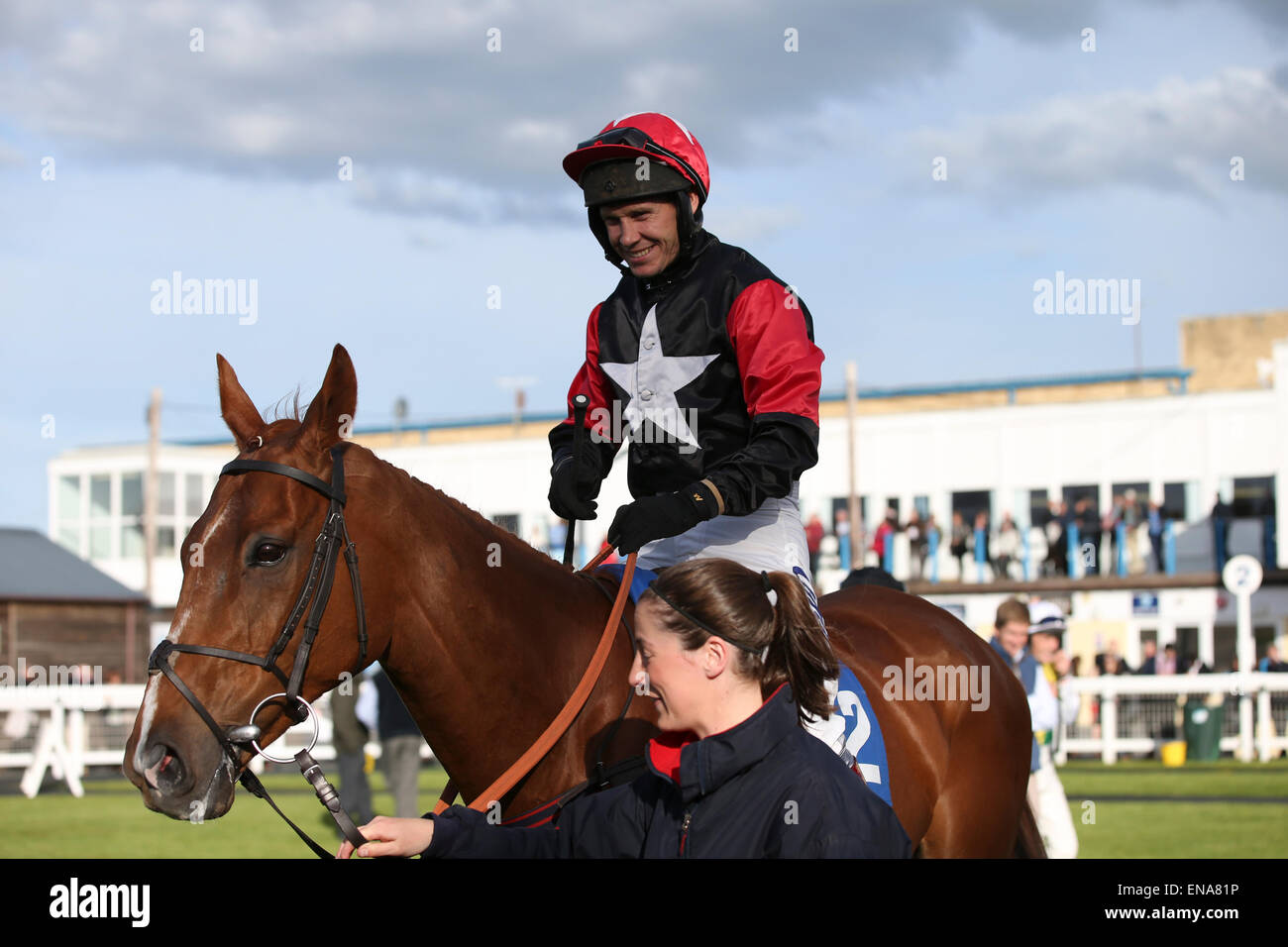 Top flat racing jockey hi-res stock photography and images - Alamy