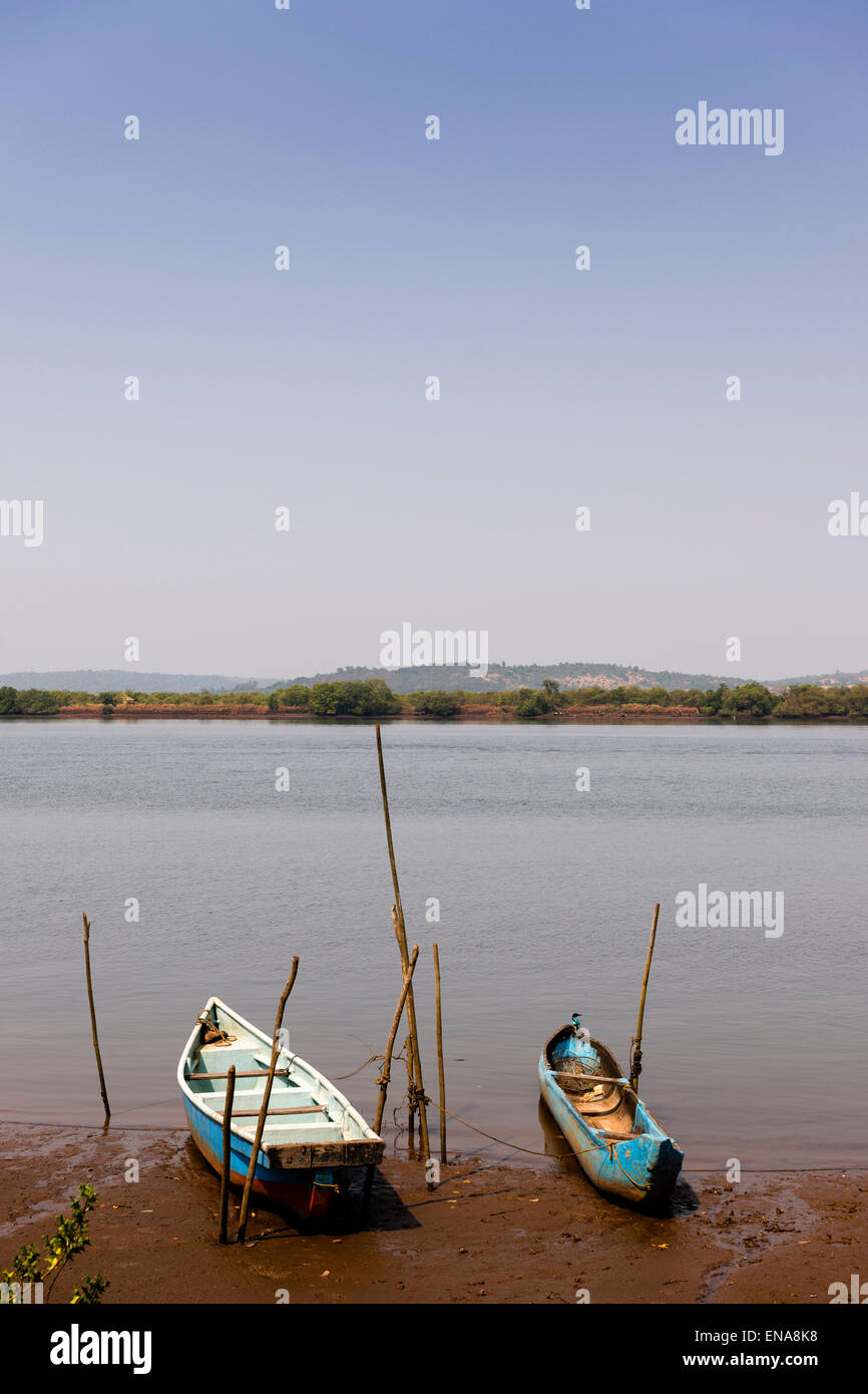 Goa river boat hi-res stock photography and images - Alamy