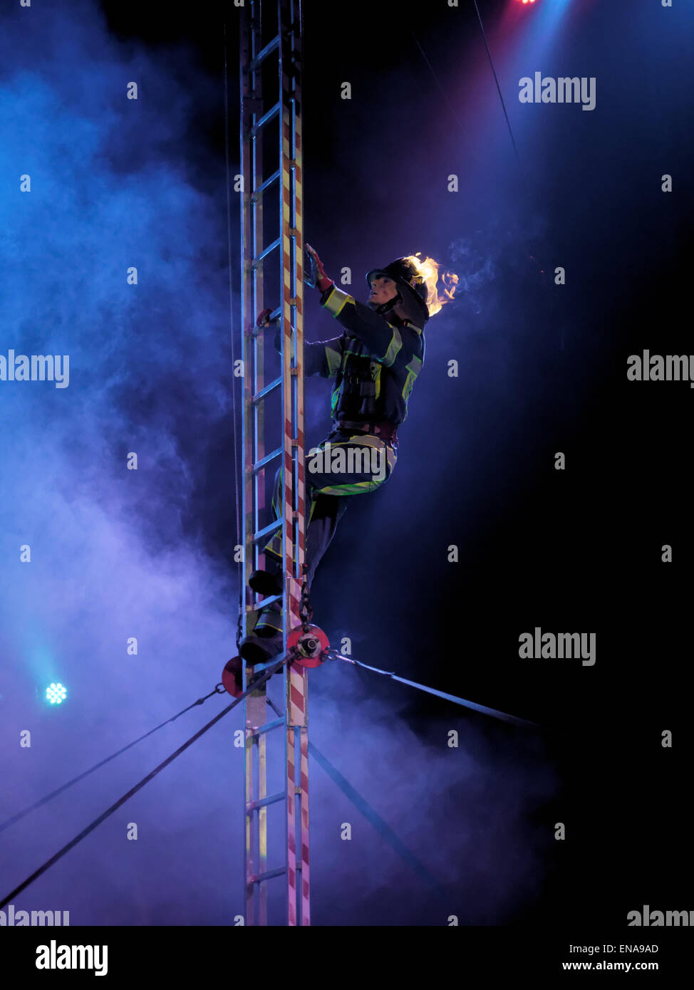 Clown circus hi-res stock photography and images - Alamy