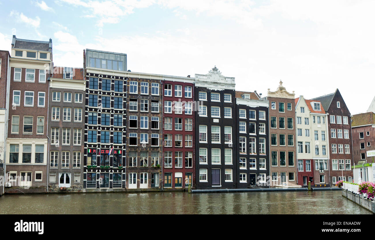 Buildings alongside a canal dock in Amsterdam Stock Photo - Alamy
