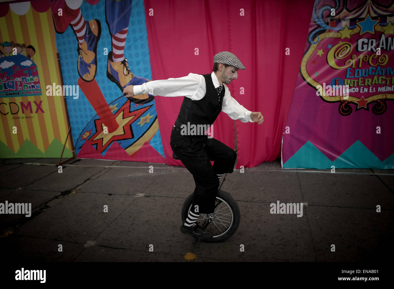 Mexico City, Mexico. 30th Apr, 2015. An acrobat makes a circus ...