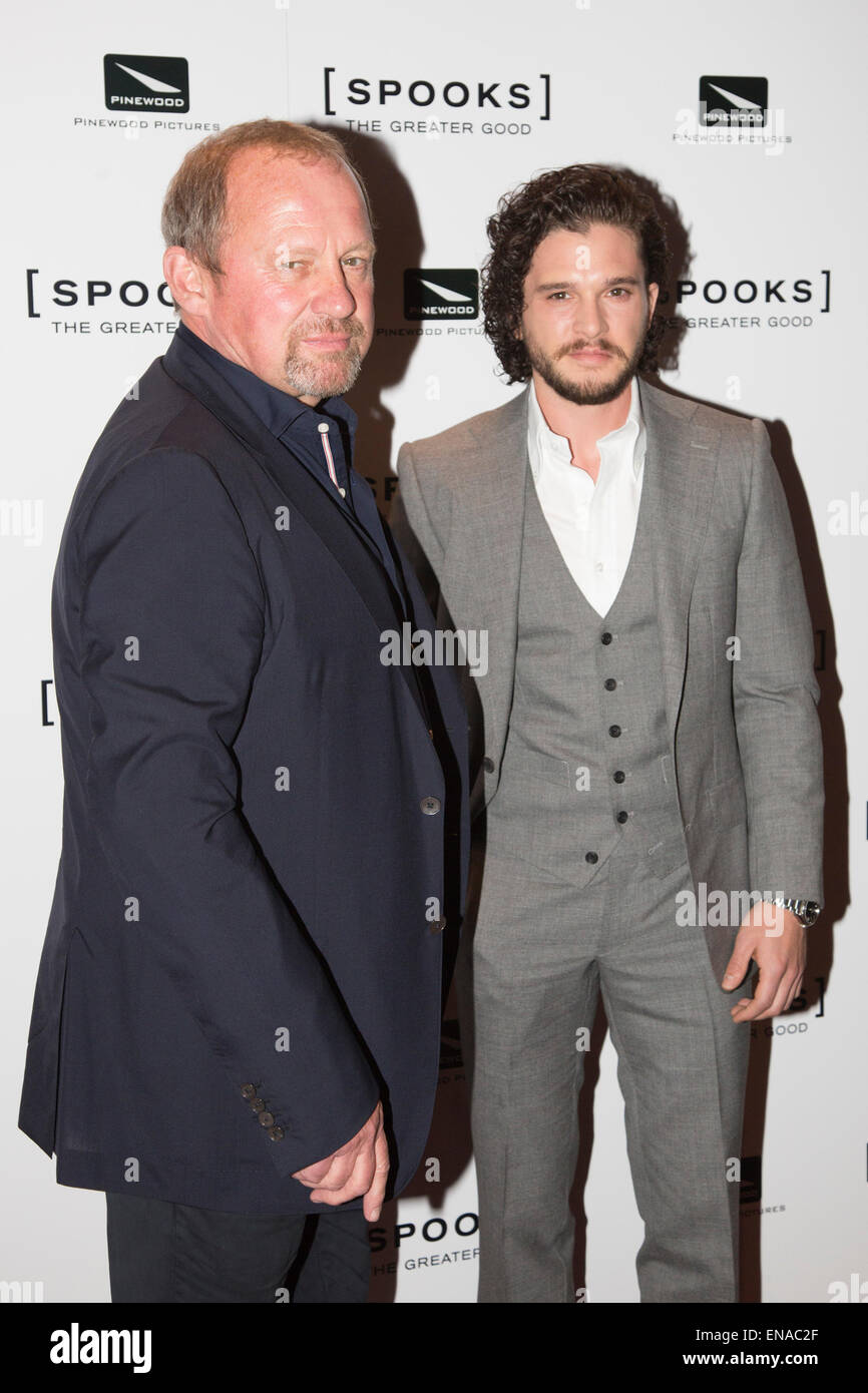 London, UK. 30 April 2015. L-R: actors Peter Firth and Kit Harington ...