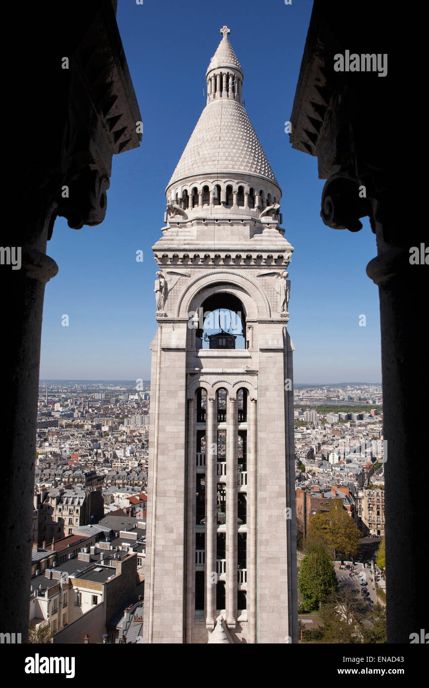 Basilica of the sacred heart of paris hi-res stock photography and ...