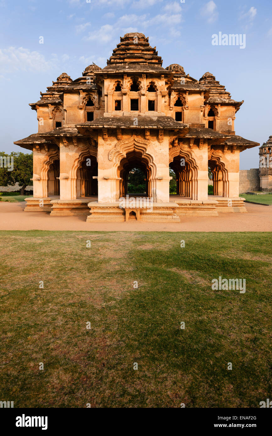The Lotus Temple (Lotus Mahal), Hampi Stock Photo - Alamy