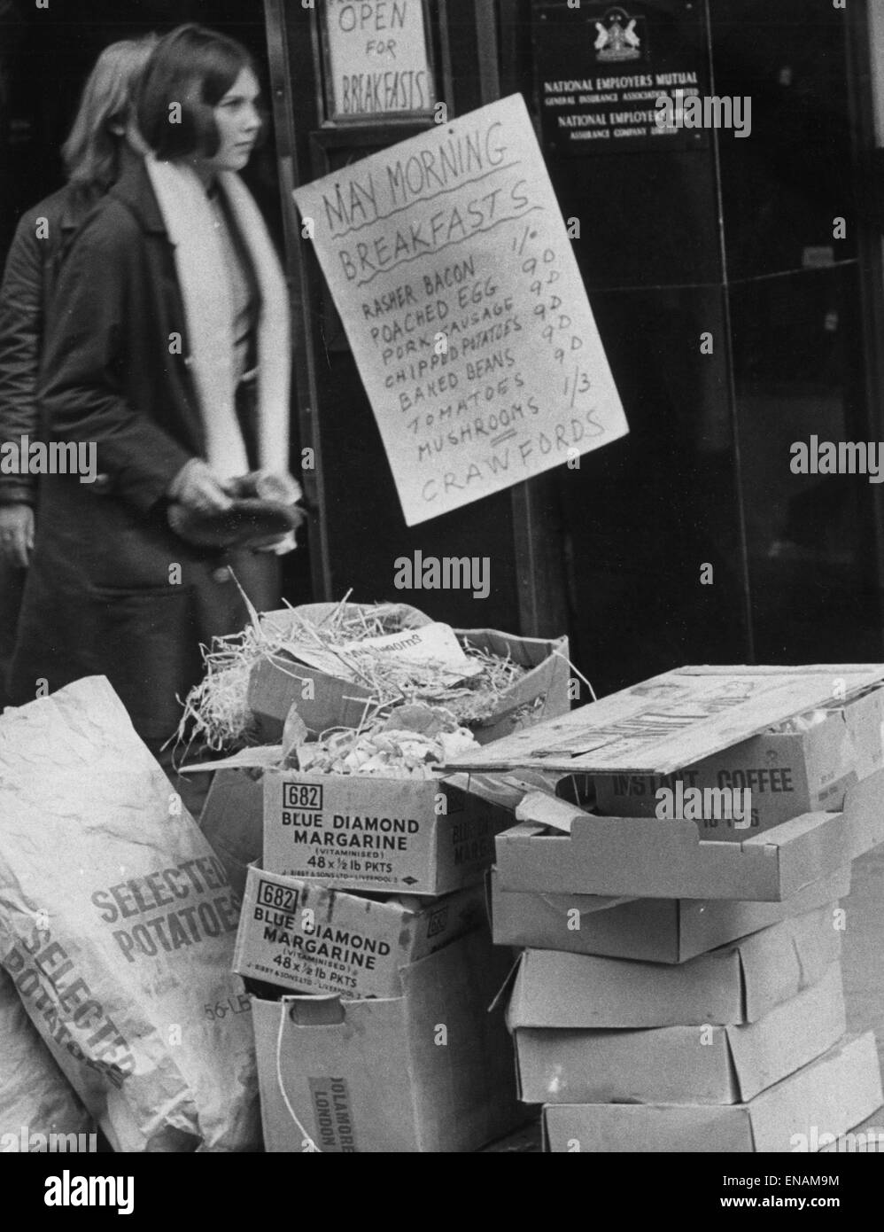 FILE PHOTOS: Oxford, Oxfordshire, UK. 1st May, 1965. Oxford May Day. A ...