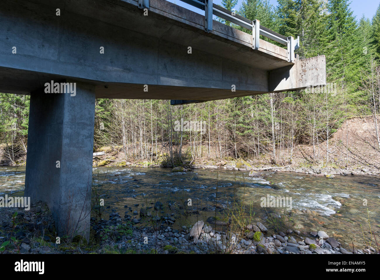 Completed bridge hi-res stock photography and images - Alamy
