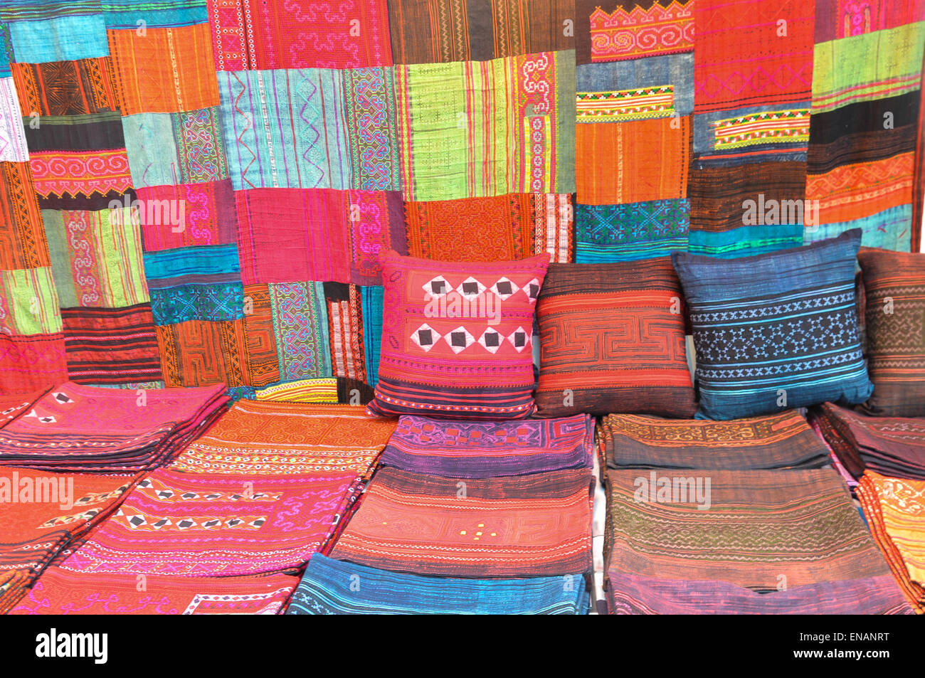 Textile clothes hi-res stock photography and images - Alamy