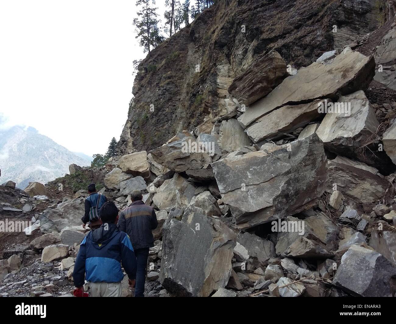 Rasuwa nepal road hi-res stock photography and images - Alamy