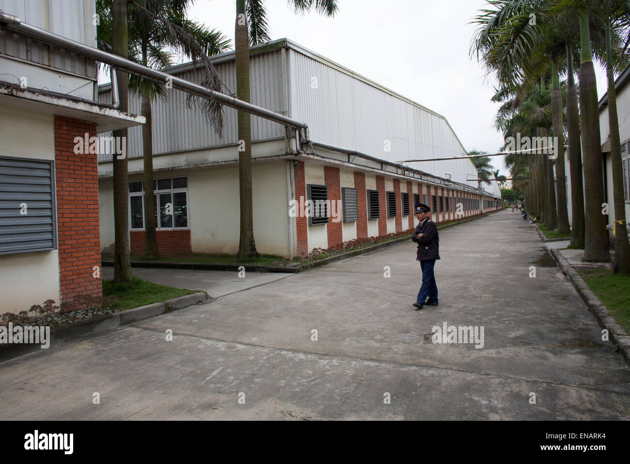 working conditions in a clothing factory in Vietnam Stock Photo - Alamy