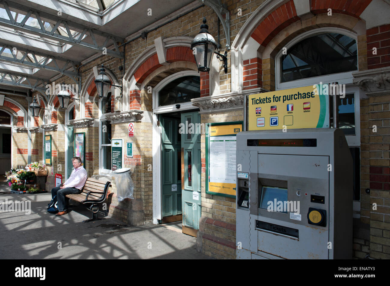 Lewes Railway Station, Lewes. East Sussex, UK Stock Photo - Alamy