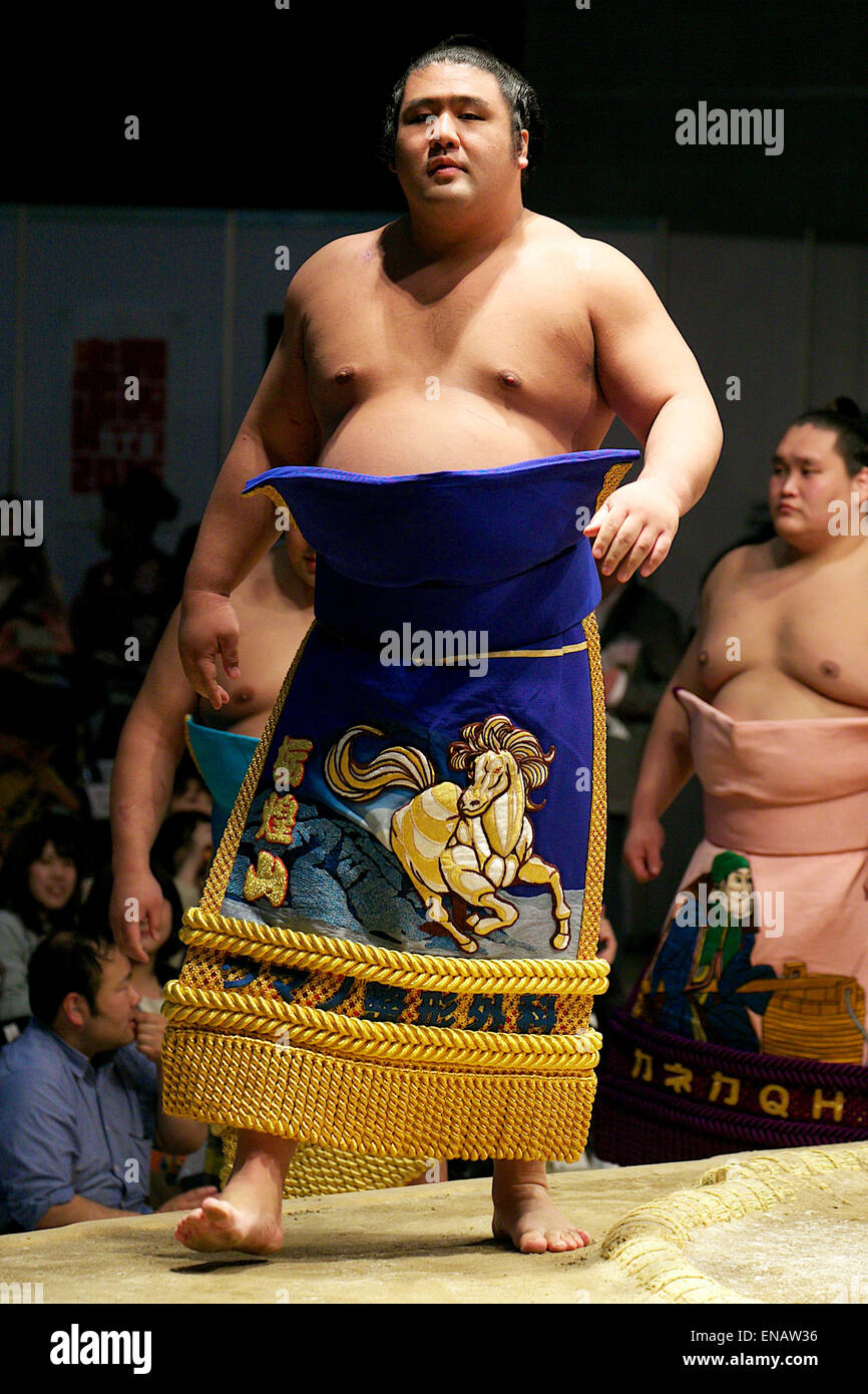 Chiba, Japan. 25th Apr, 2015. Tochiozan Sumo : Sumo Tournament ...