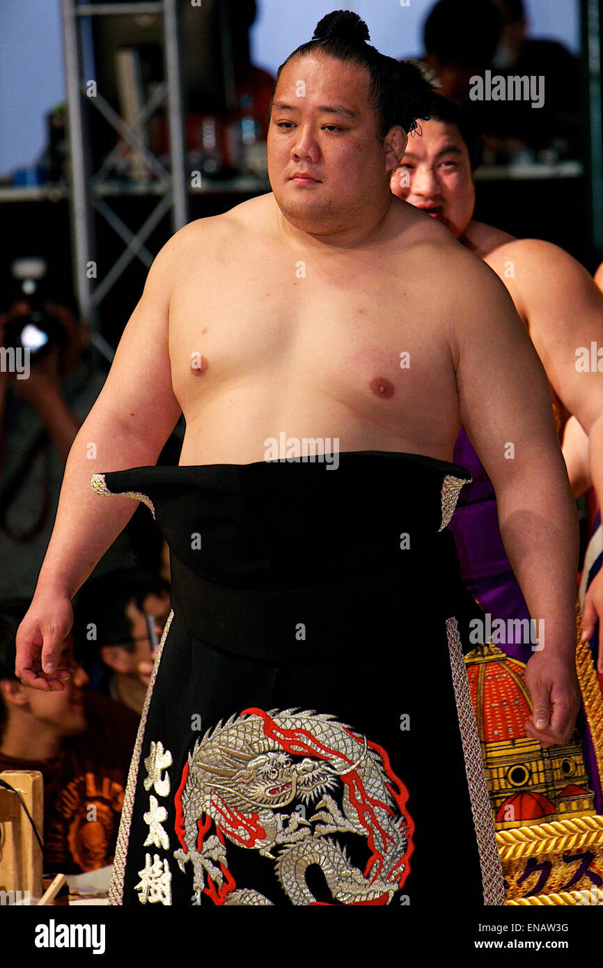 Chiba, Japan. 25th Apr, 2015. Kitataiki Sumo : Sumo Tournament ...