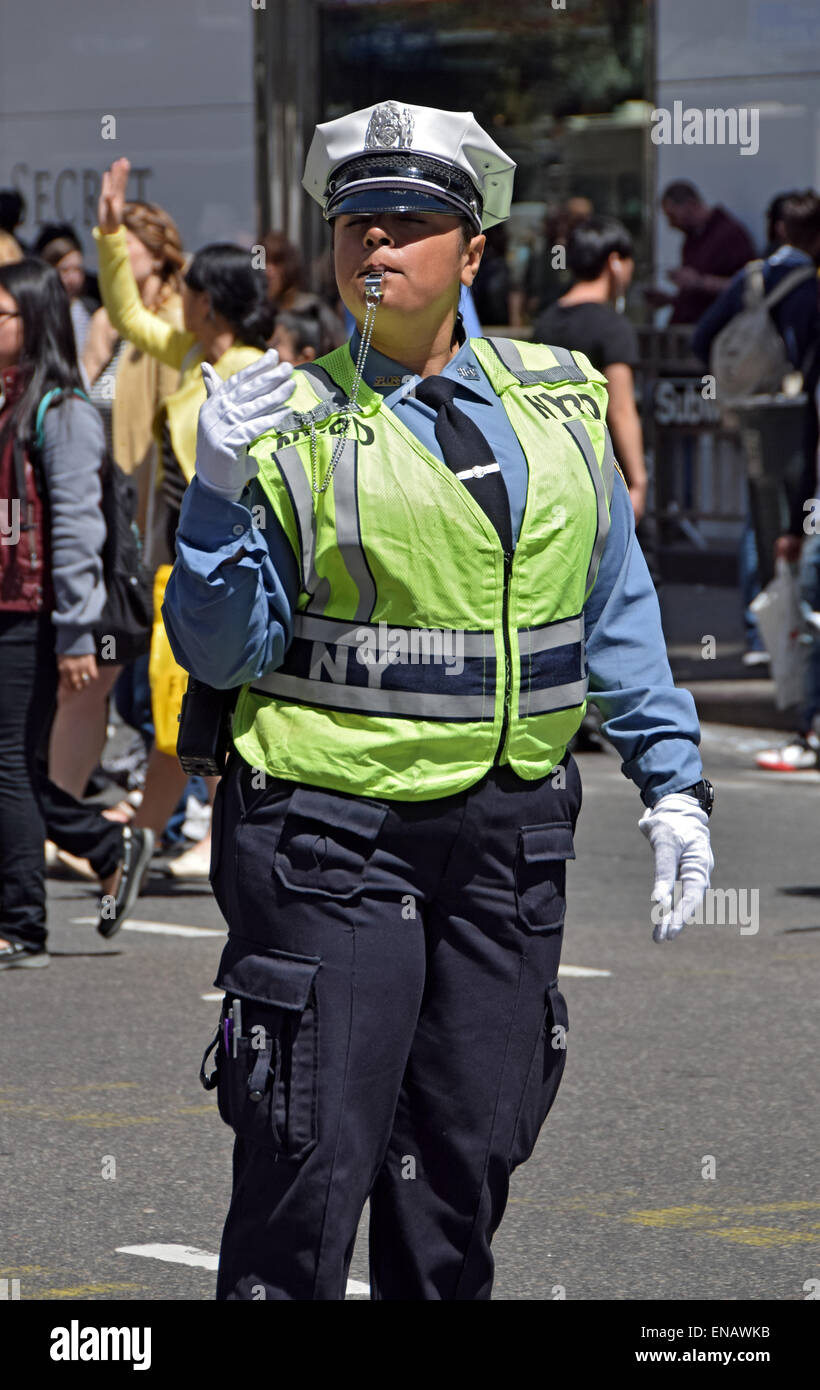 Police officer directing traffic hi-res stock photography and images - Alamy