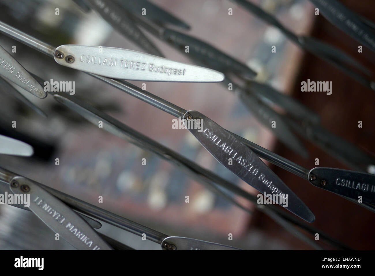 The Tree of Life at the Dohany Street Synagogue, Budapest, Hungary ...