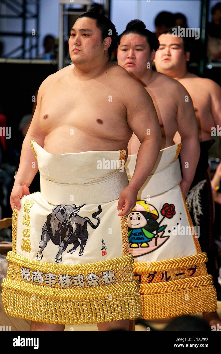 Chiba, Japan. 25th Apr, 2015. Okinoumi Sumo : Sumo Tournament ...