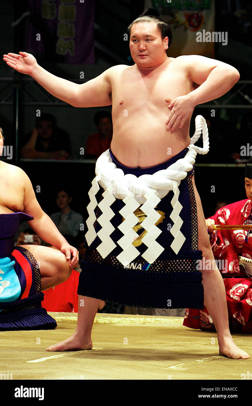Chiba, Japan. 25th Apr, 2015. Hakuho Sumo : Sumo Tournament provincial ...