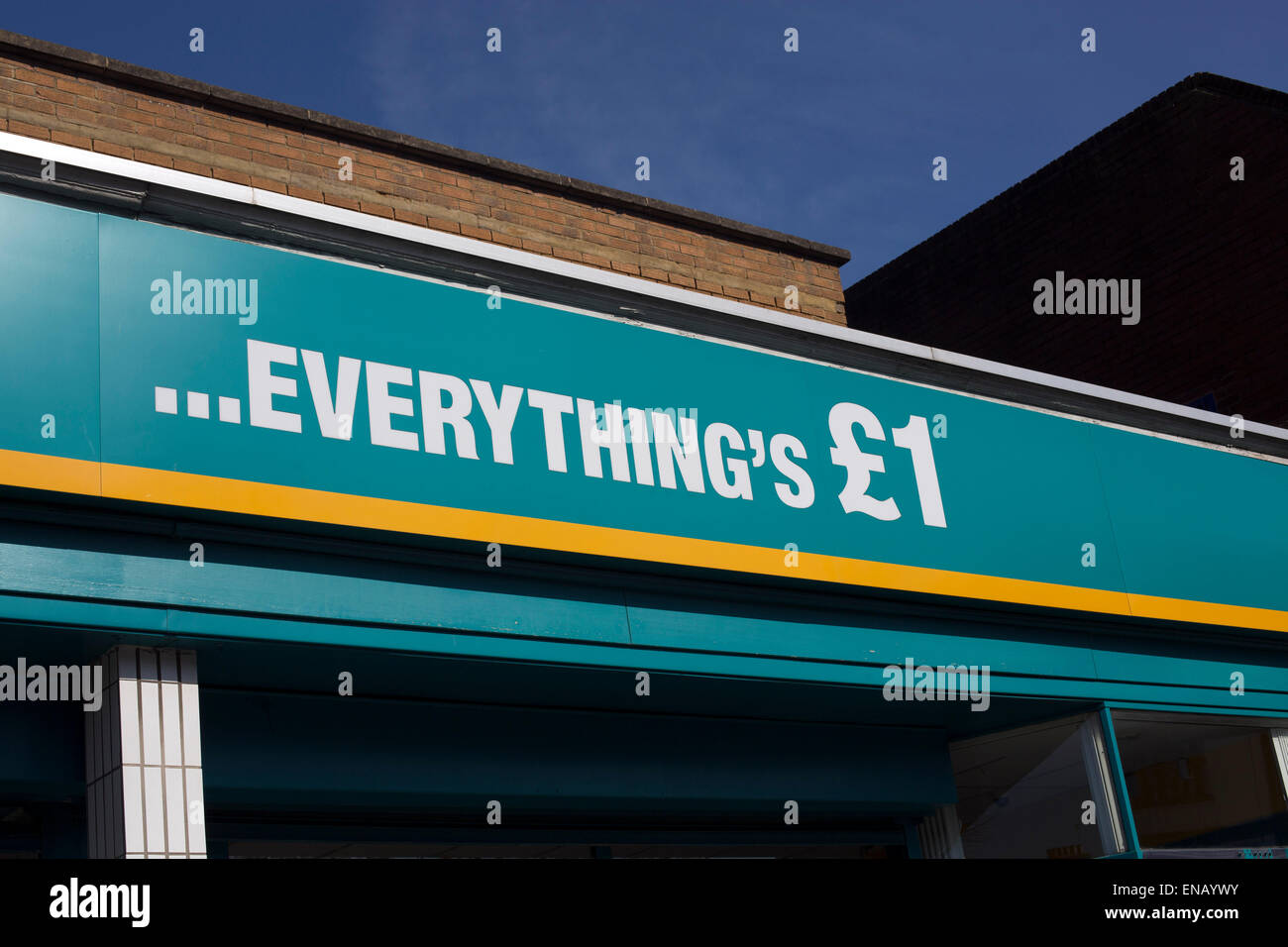Discount centre hi-res stock photography and images - Alamy