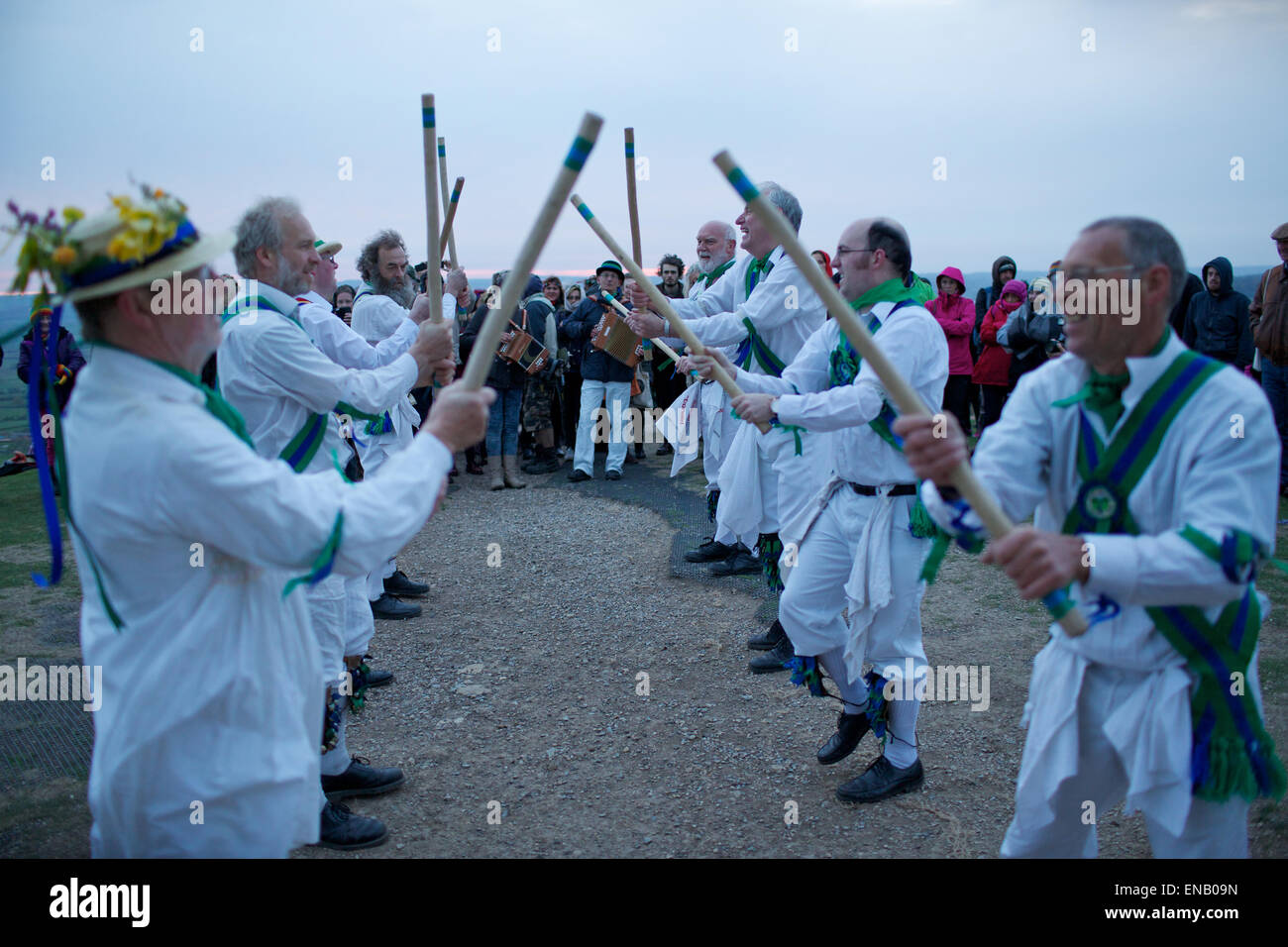Goddesses, Druids, Pagan worshippers and Morris dancers begin a day of ...