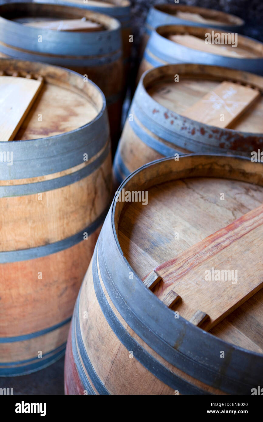 French wine barrels hi-res stock photography and images - Alamy