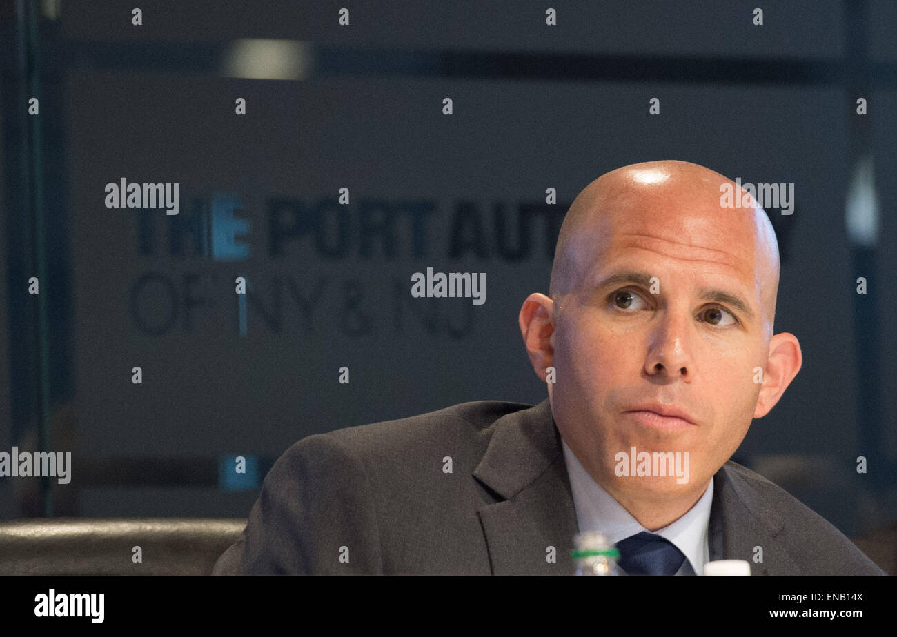 Manhattan, New York, USA. 30th Apr, 2015. Vice-Chairman SCOTT RECHLER ...