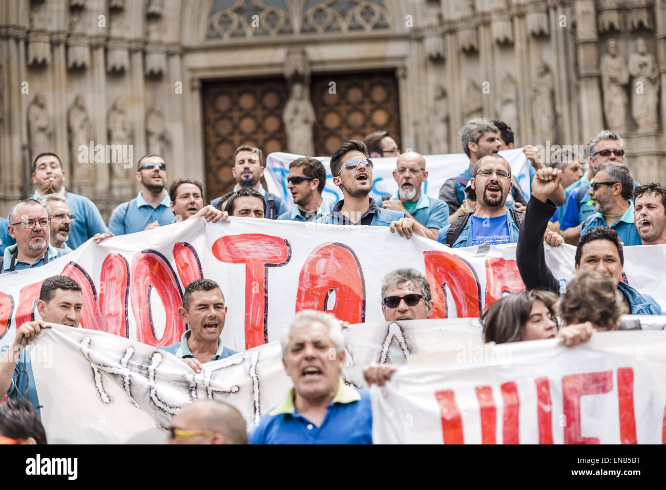 Movistar protest hi-res stock photography and images - Alamy