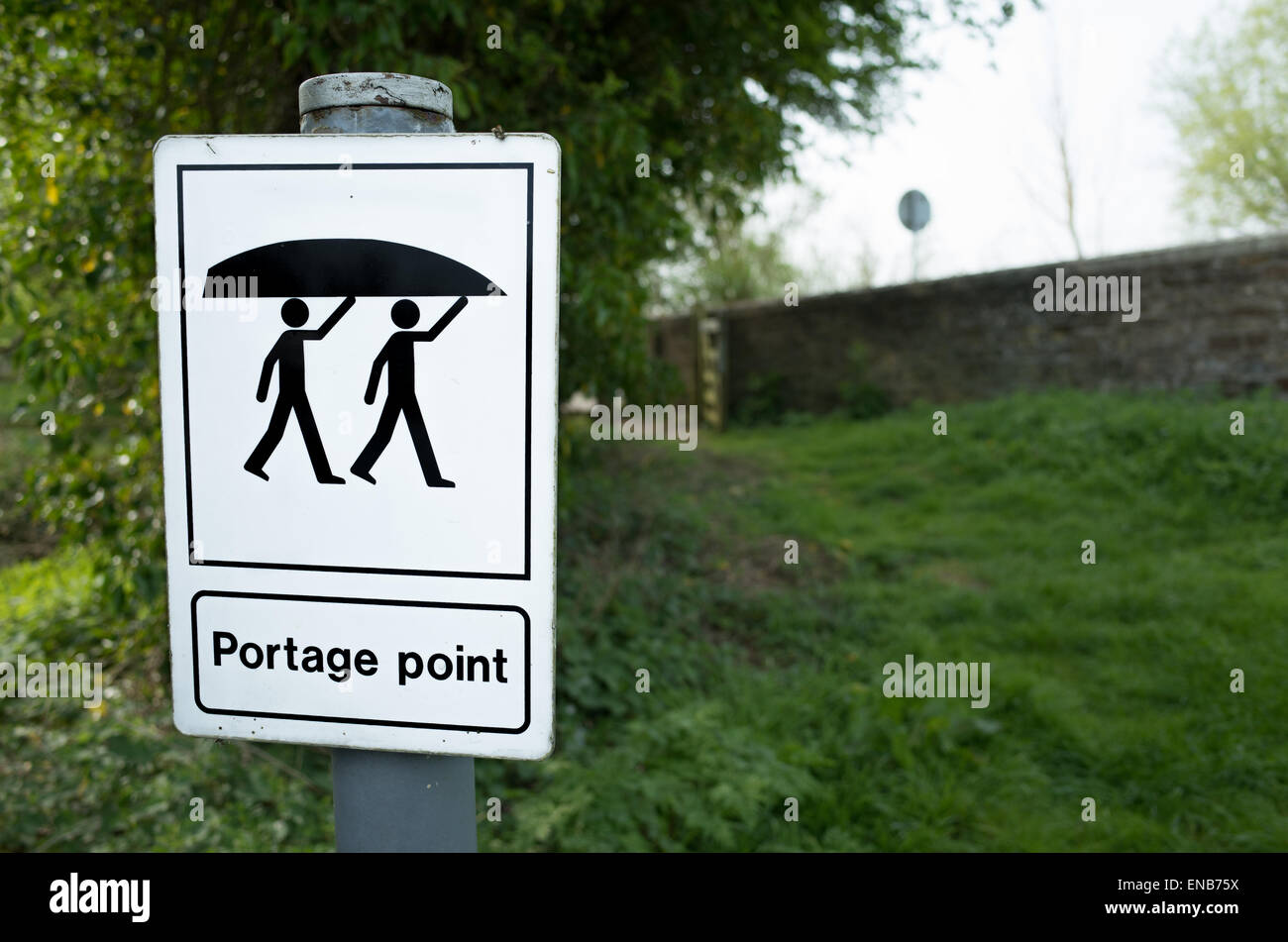 Portage canoing hi-res stock photography and images - Alamy