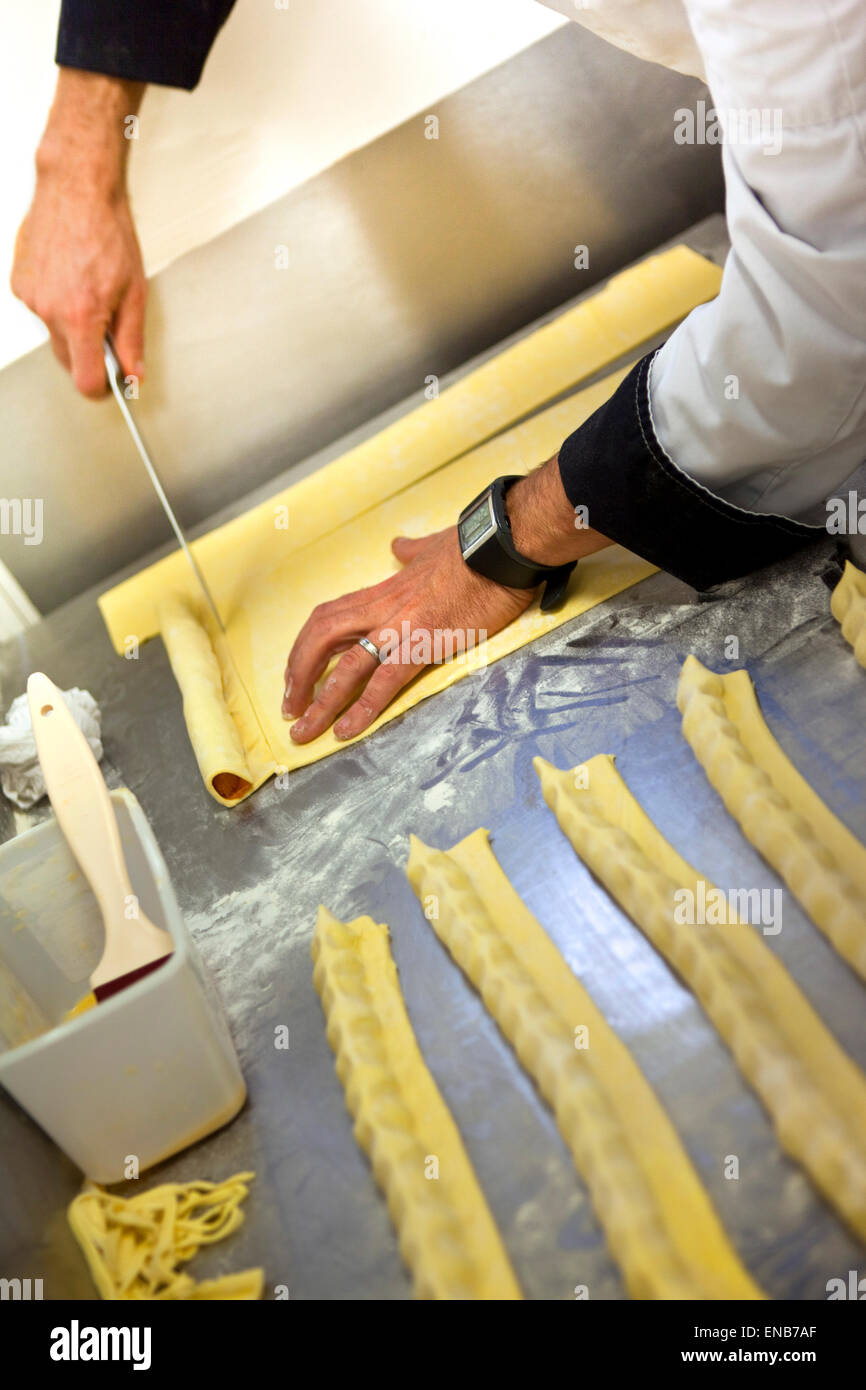 Chef making cakes in a French bakery Stock Photo - Alamy